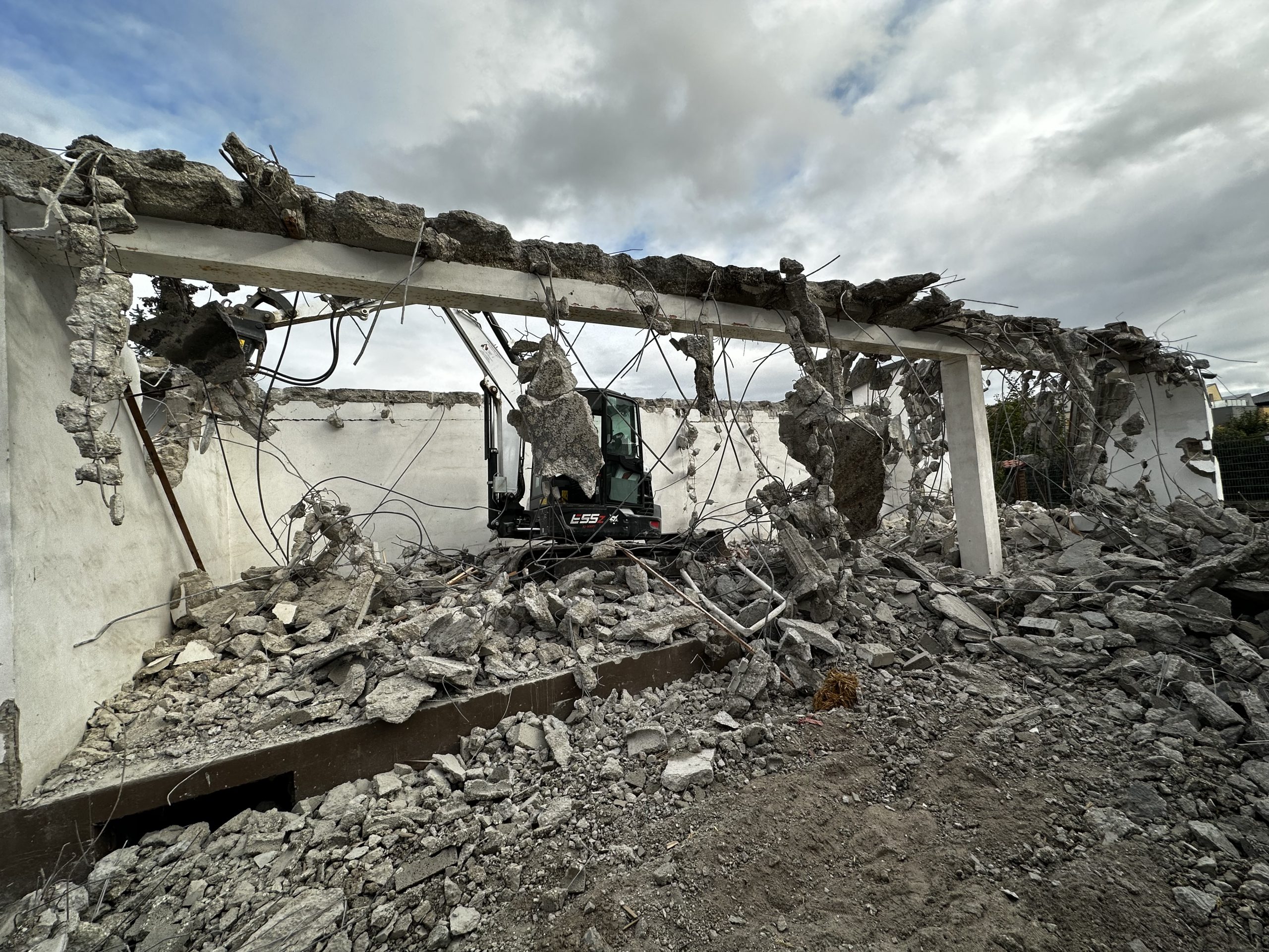 Experten-Leitfaden zu Abrissarbeiten: Jetzt Kosten sparen!